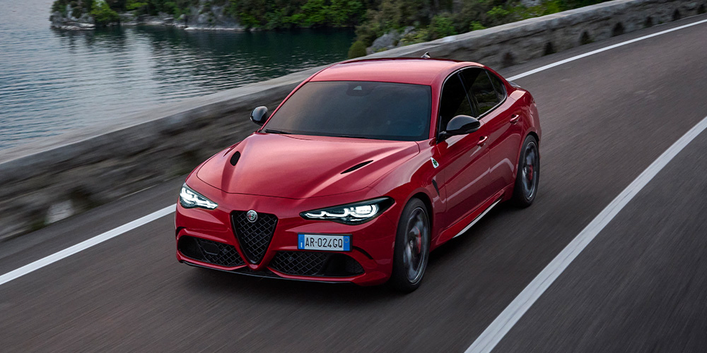 Alfa Romeo Giulia Quadrifoglio | Features | Alfa Romeo