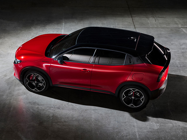 Alfa Romeo Junior Elettrica: Exterior & interior | Alfa Romeo UK