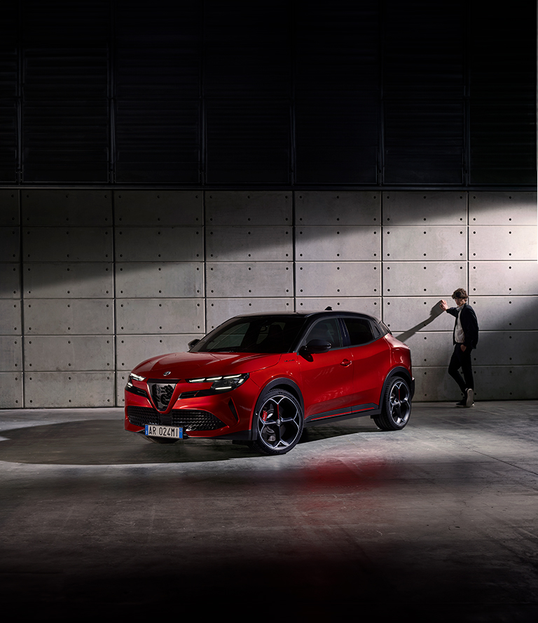 Alfa Romeo Junior Elettrica | Electric Car | Alfa Romeo UK