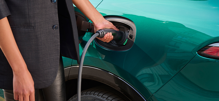 Alfa Romeo Tonale Plug-In Hybrid Q4 | SUV | Alfa Romeo UK